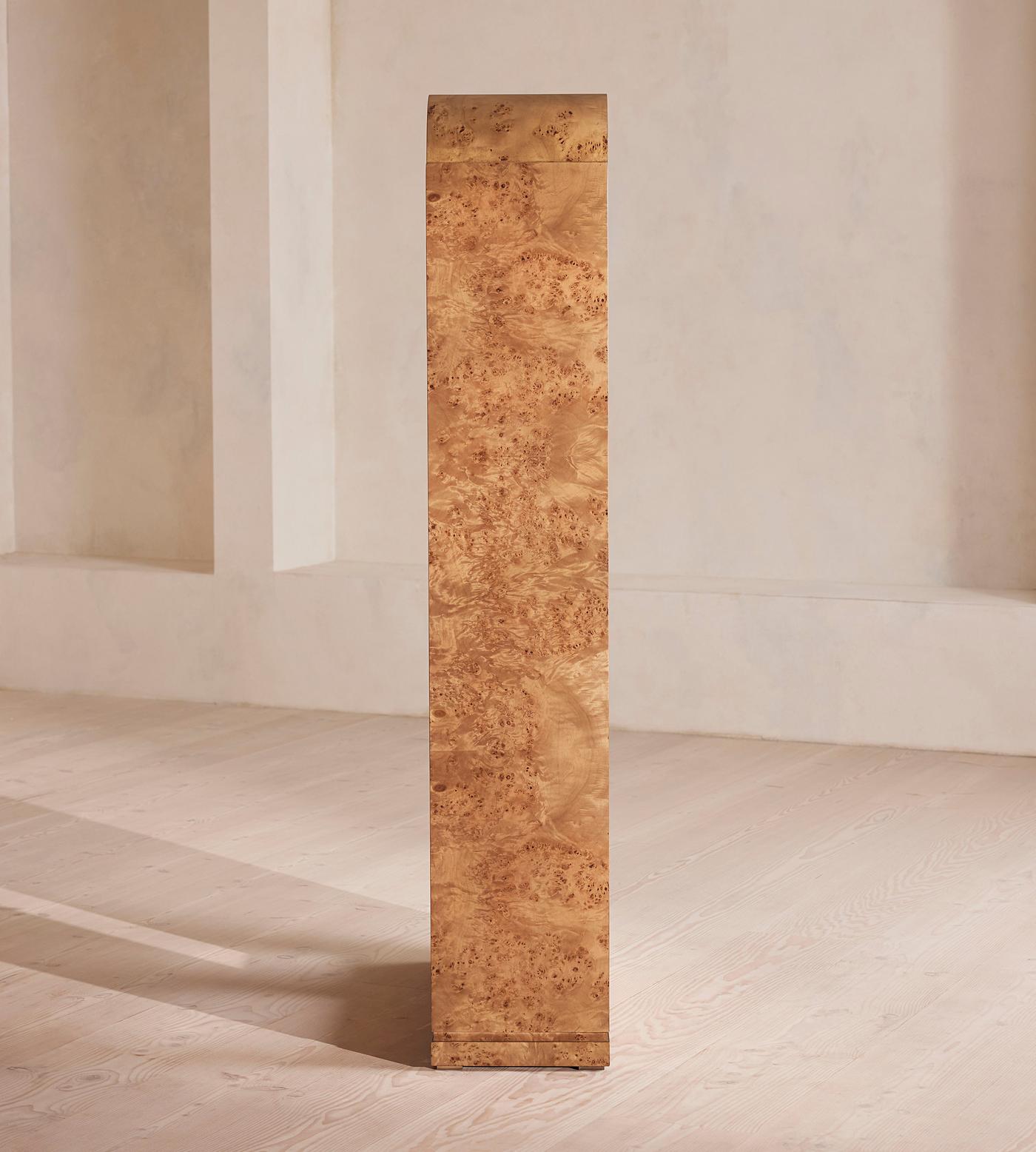 Wallace Shelves, Mappa Burl