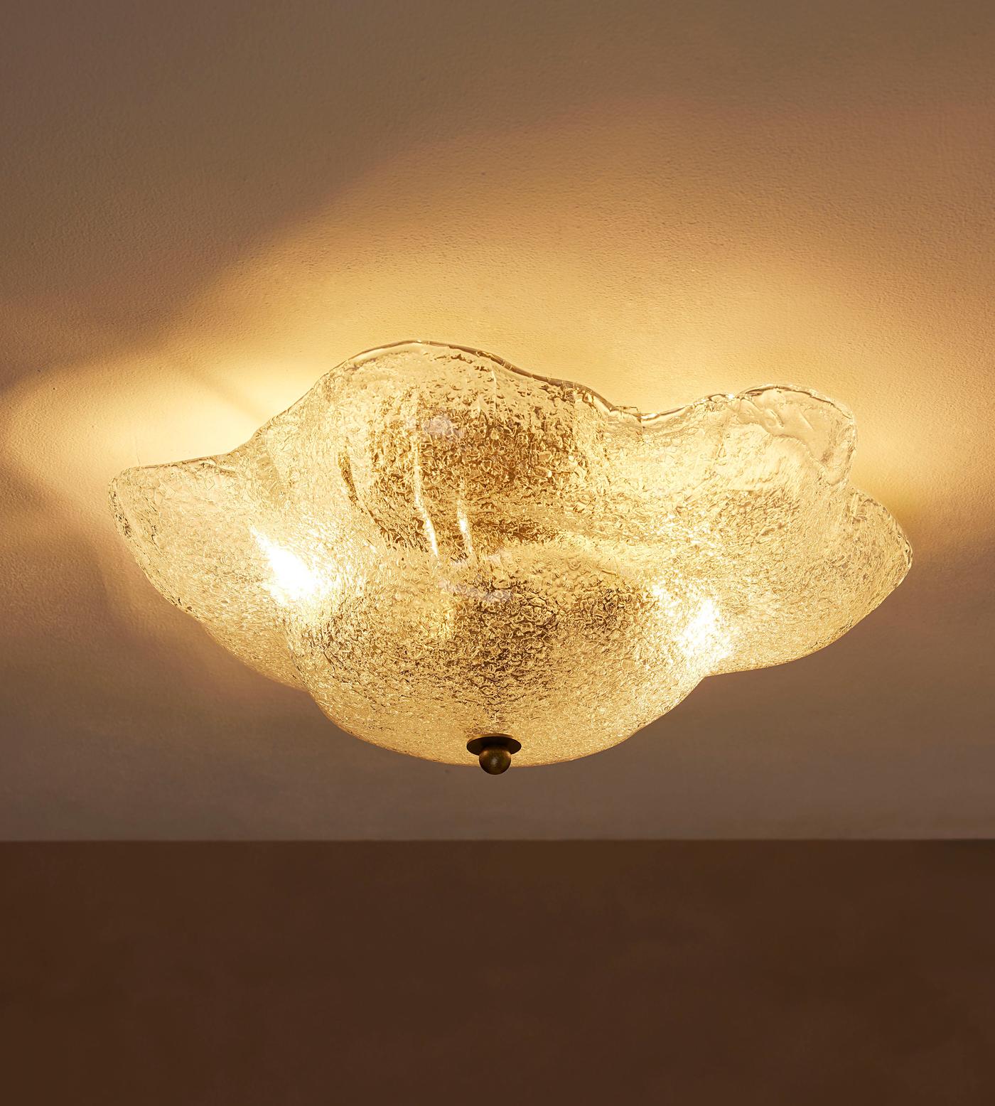 Flavia Flush Light, US