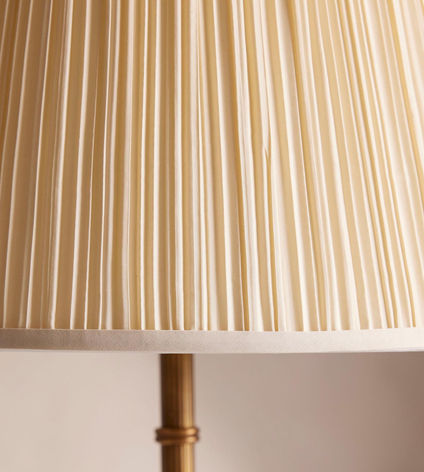 Alexander Table Lamp, US