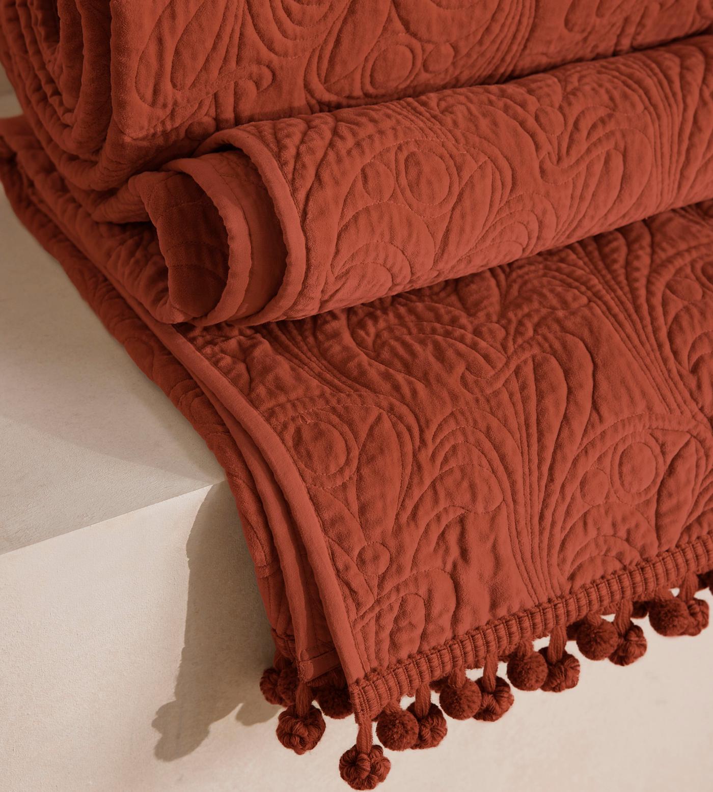 Obie Bedspread Rust, 240 x 260cm