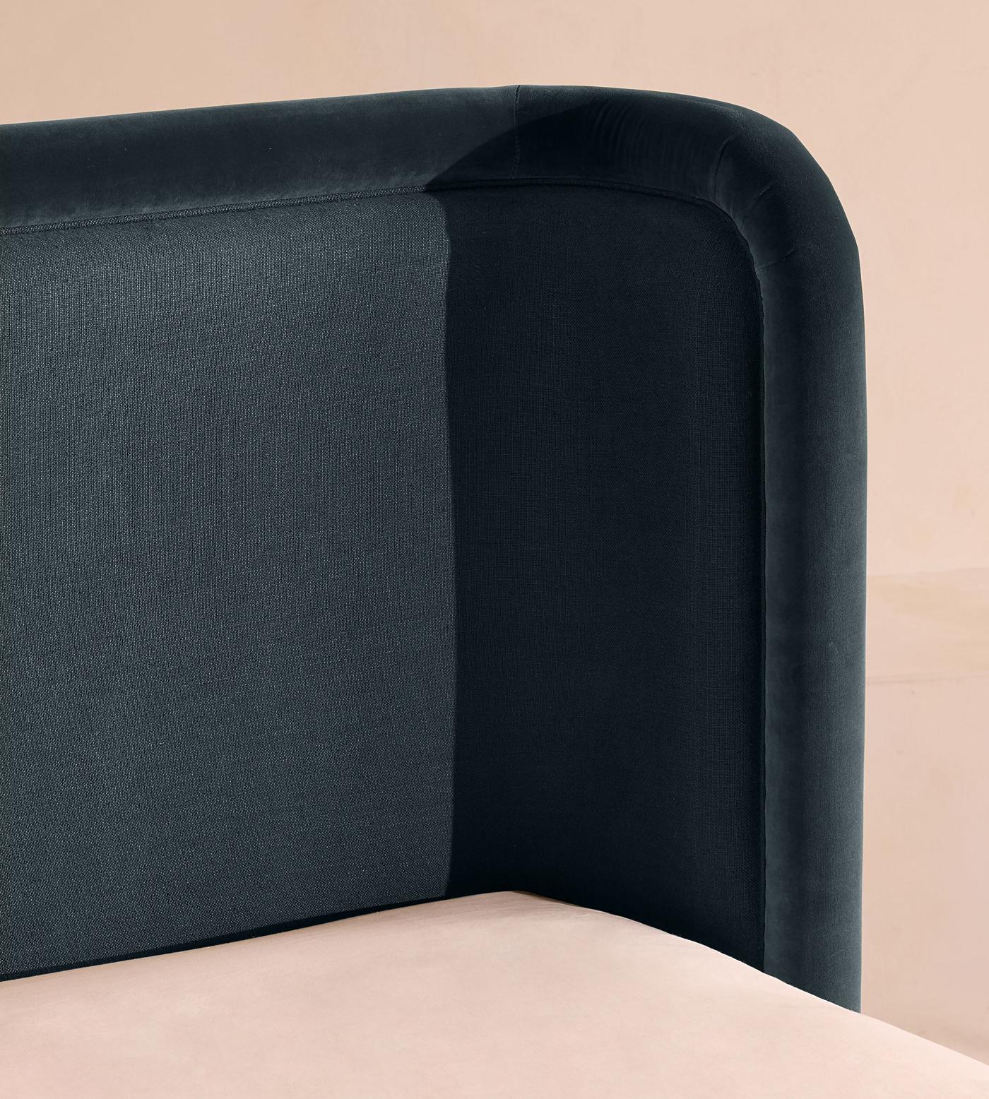 Willem Bed, King, Velvet & Linen, Grey Blue