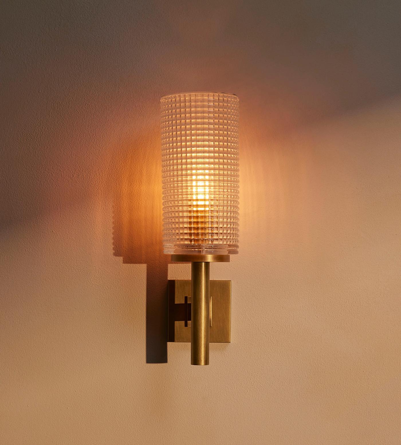 Skye Wall Light, US