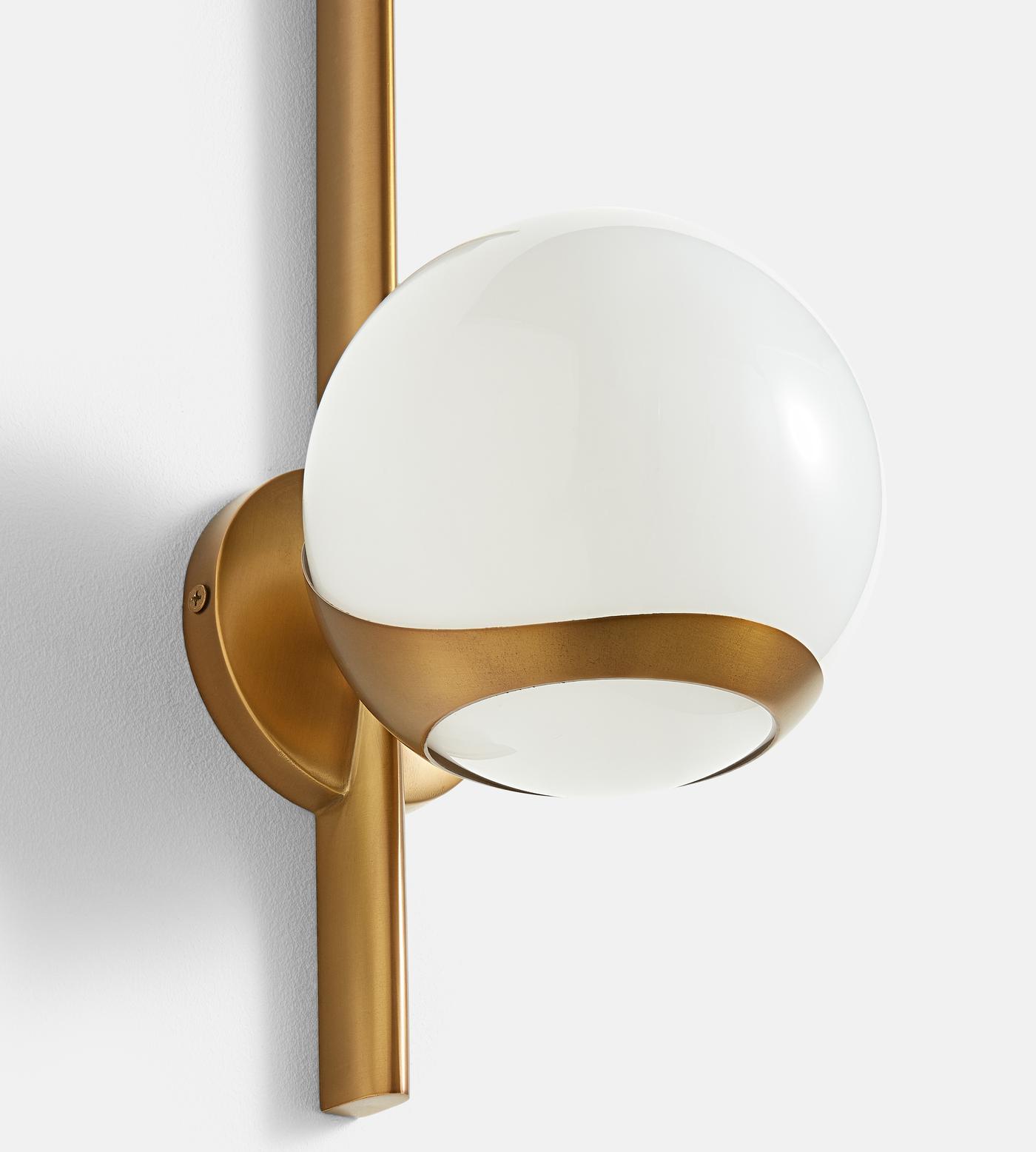 Brooke Wall Light, US