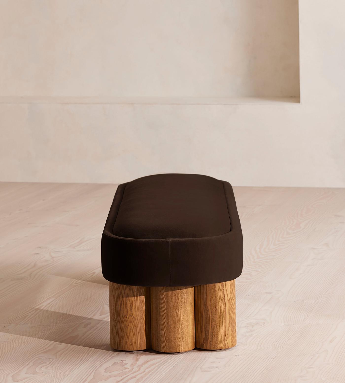 Nieve Bench, Velvet, Chocolate, US