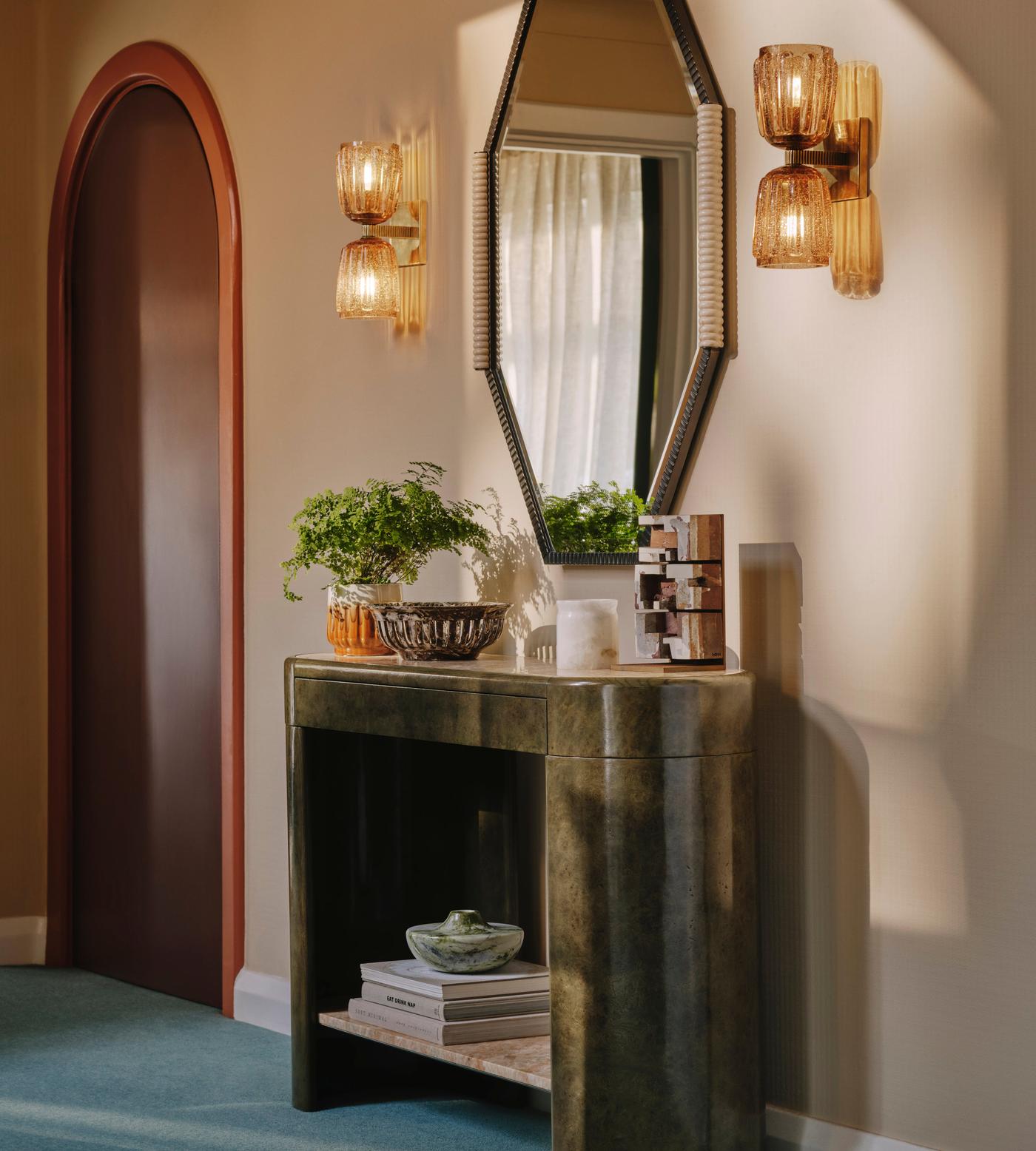 Thea Wall Light