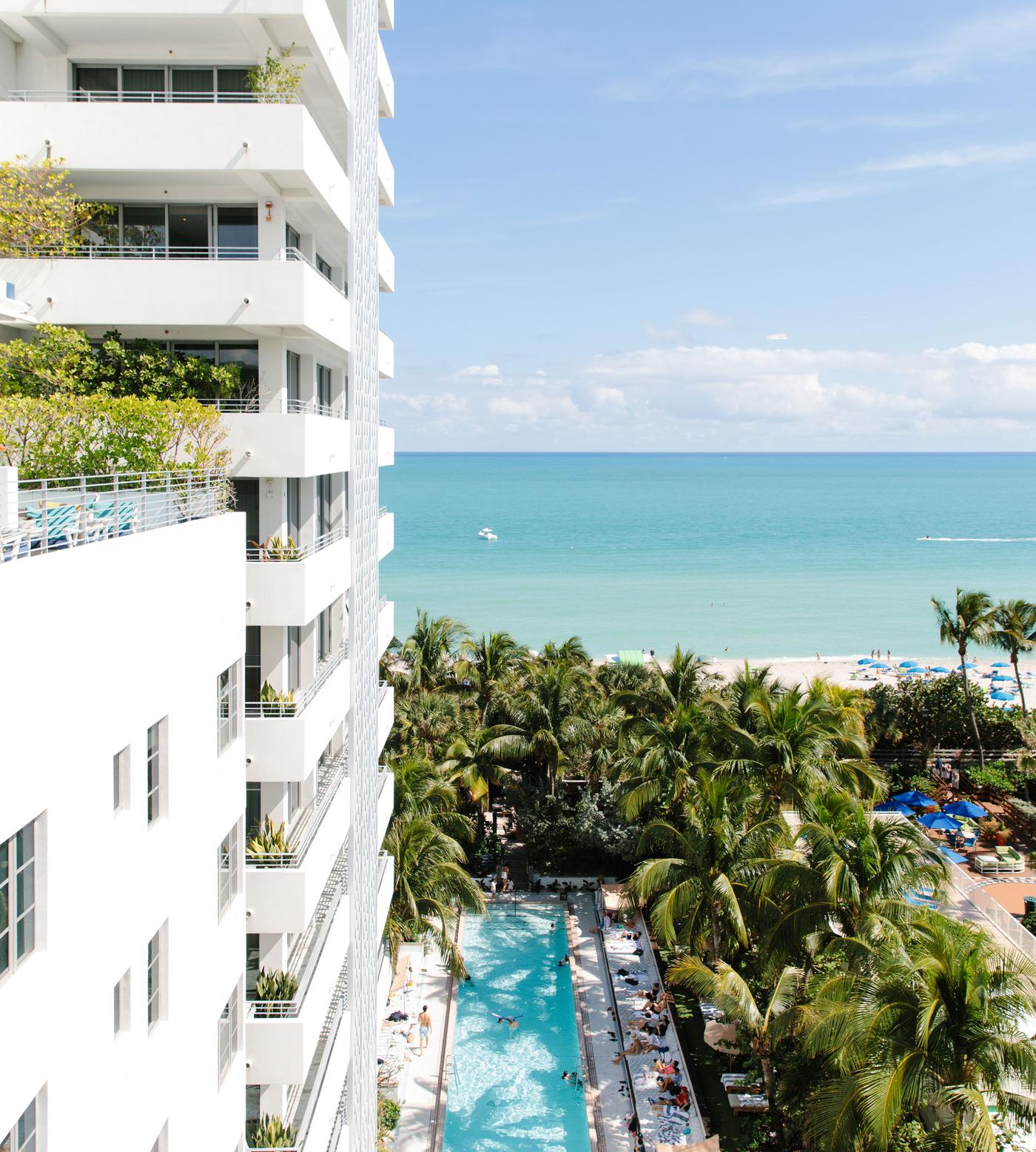 Verona Pomelo Candle, Jade Marble Large 330g