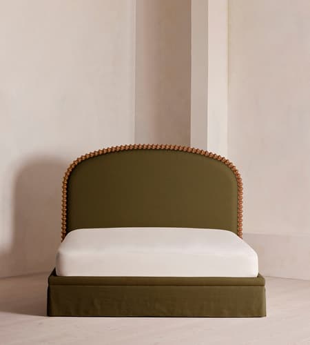 Mika Bed, King, Linen, Olive