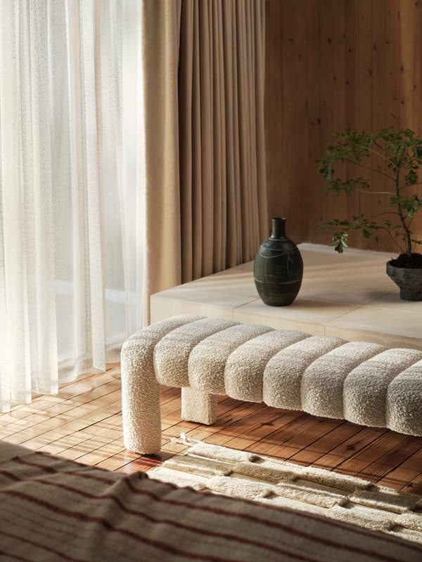 Poppy Bench, Velvet, Lichen, US