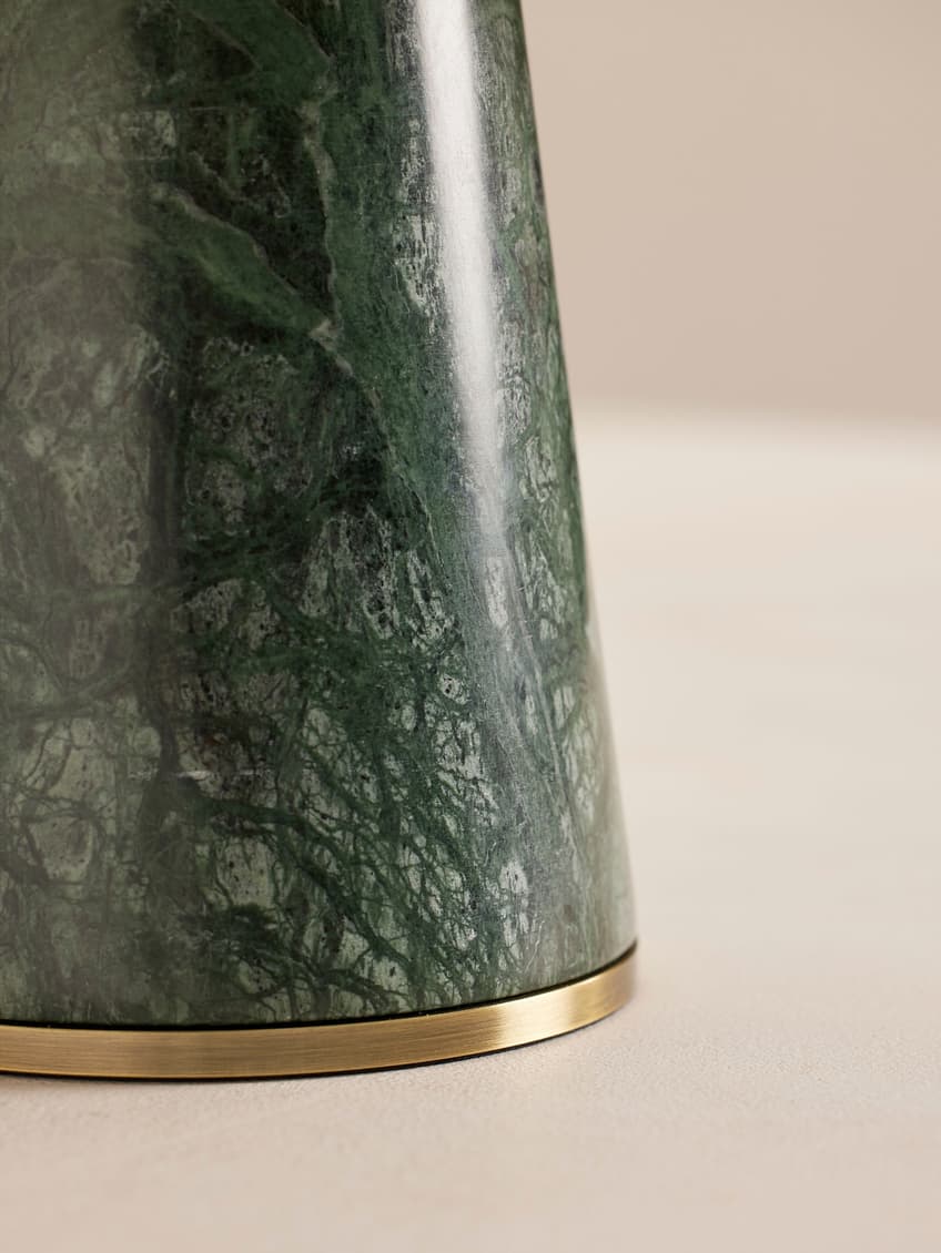 Cassie Table Lamp, US