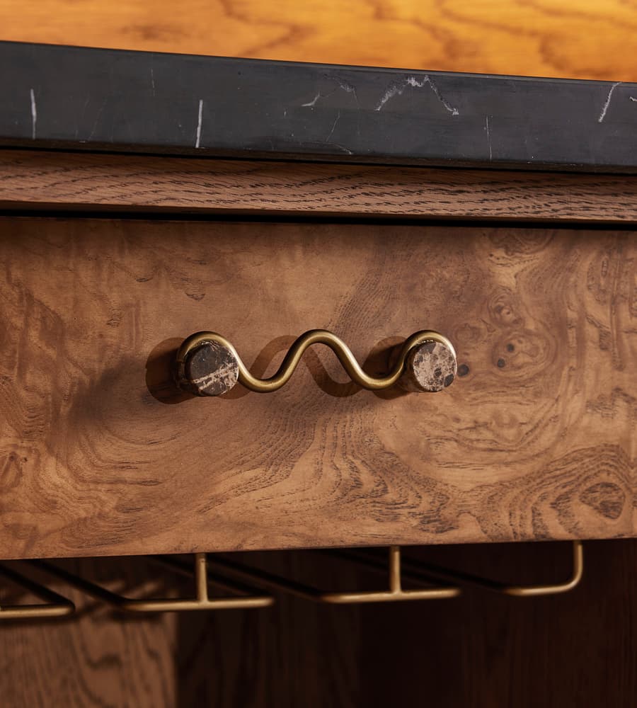 Locanda Bar, Dark Emperador Marble