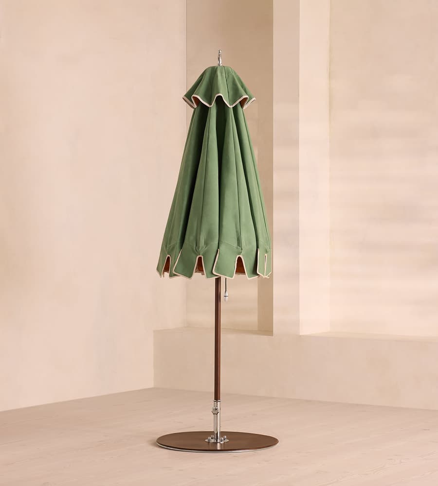 Tuuci Outdoor Octagonal Parasol, White City House, UK
