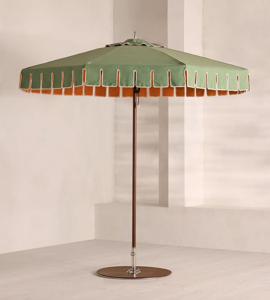 Tuuci Outdoor Octagonal Parasol, White City House, UK