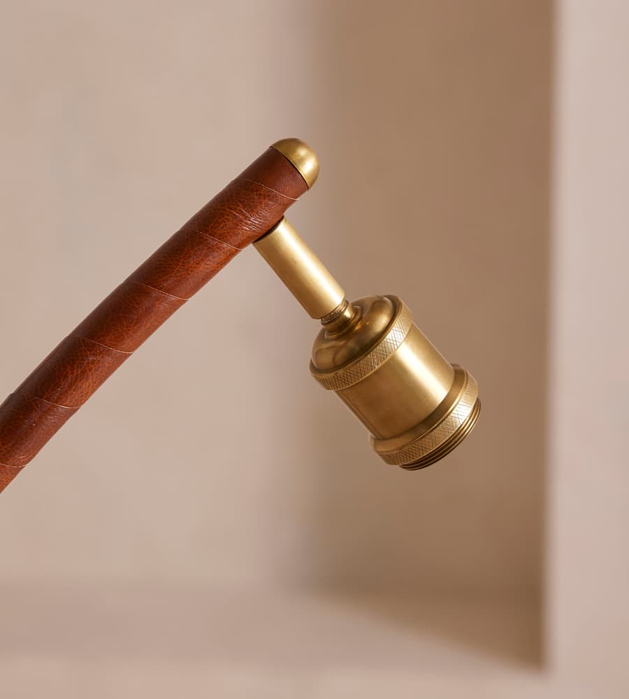 Winona Floor Lamp, US