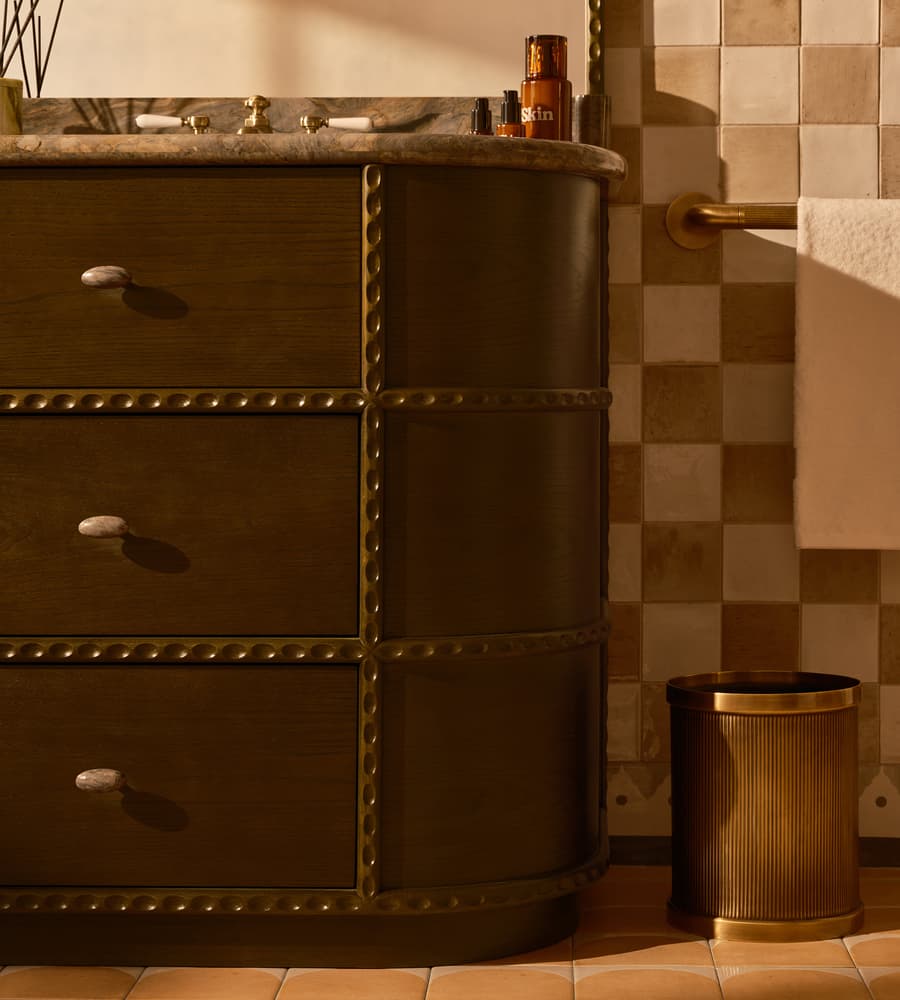 Pietro Single Vanity, Brazilian Quartzite