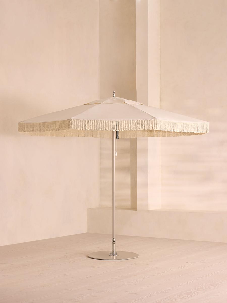 Tuuci Octagonal Parasol, Copenhagen House, US