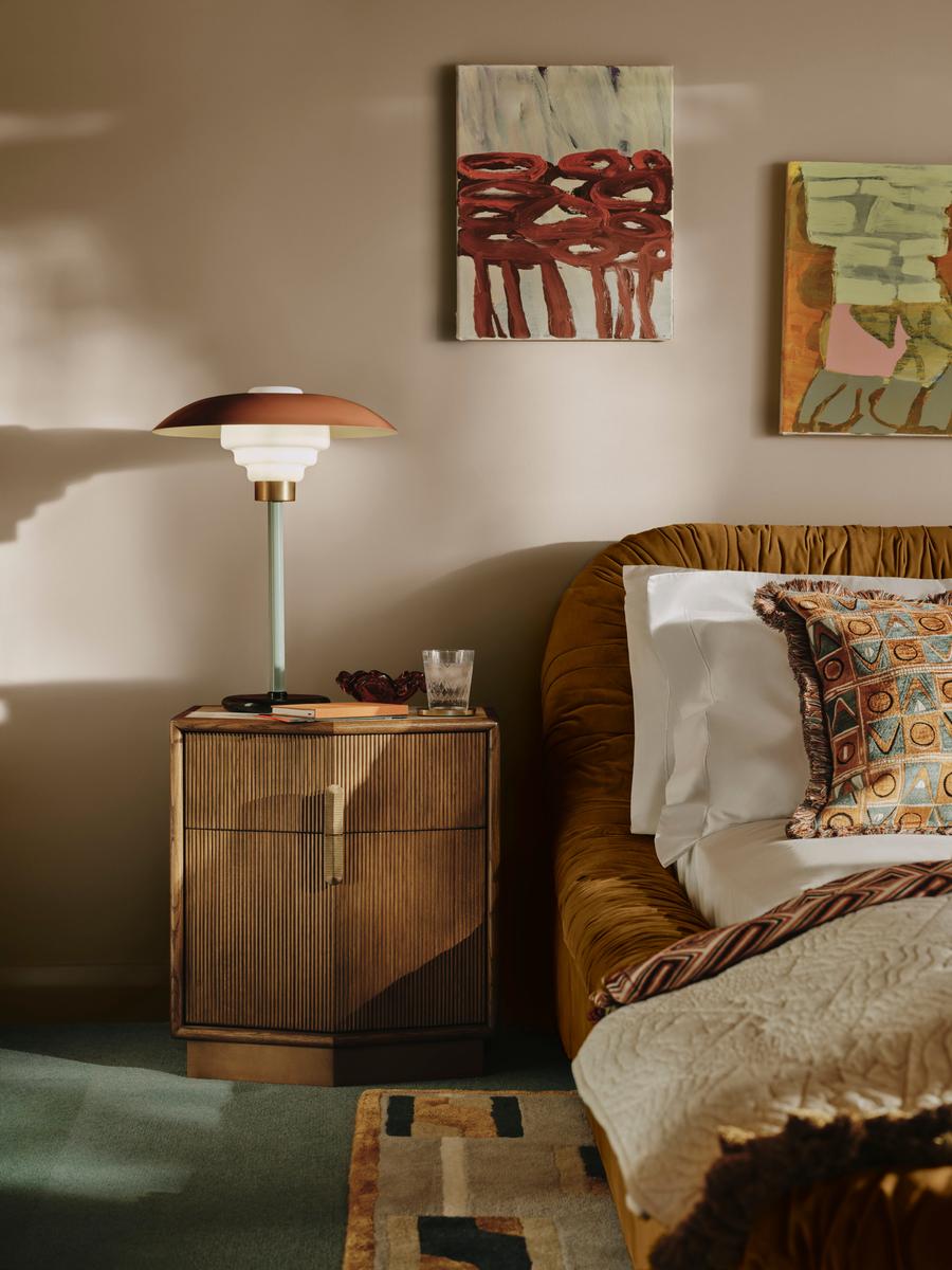 Bari Table Lamp, US