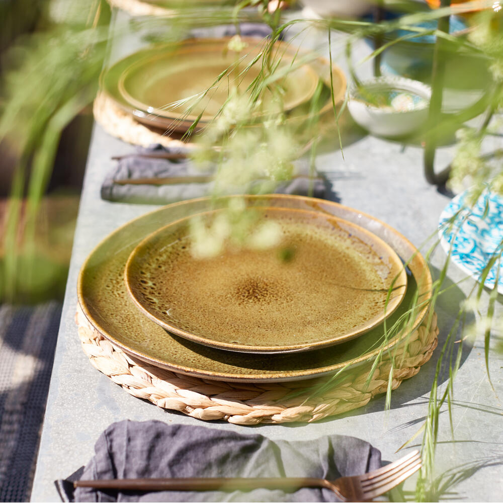 Dinnerware Sets | Tableware Sets | Soho Home