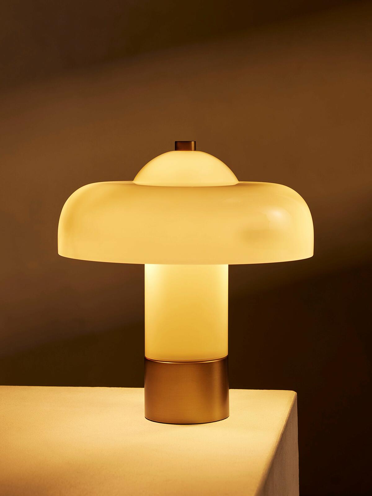 Giovanni Table Lamp, Cream, US - Soho Home