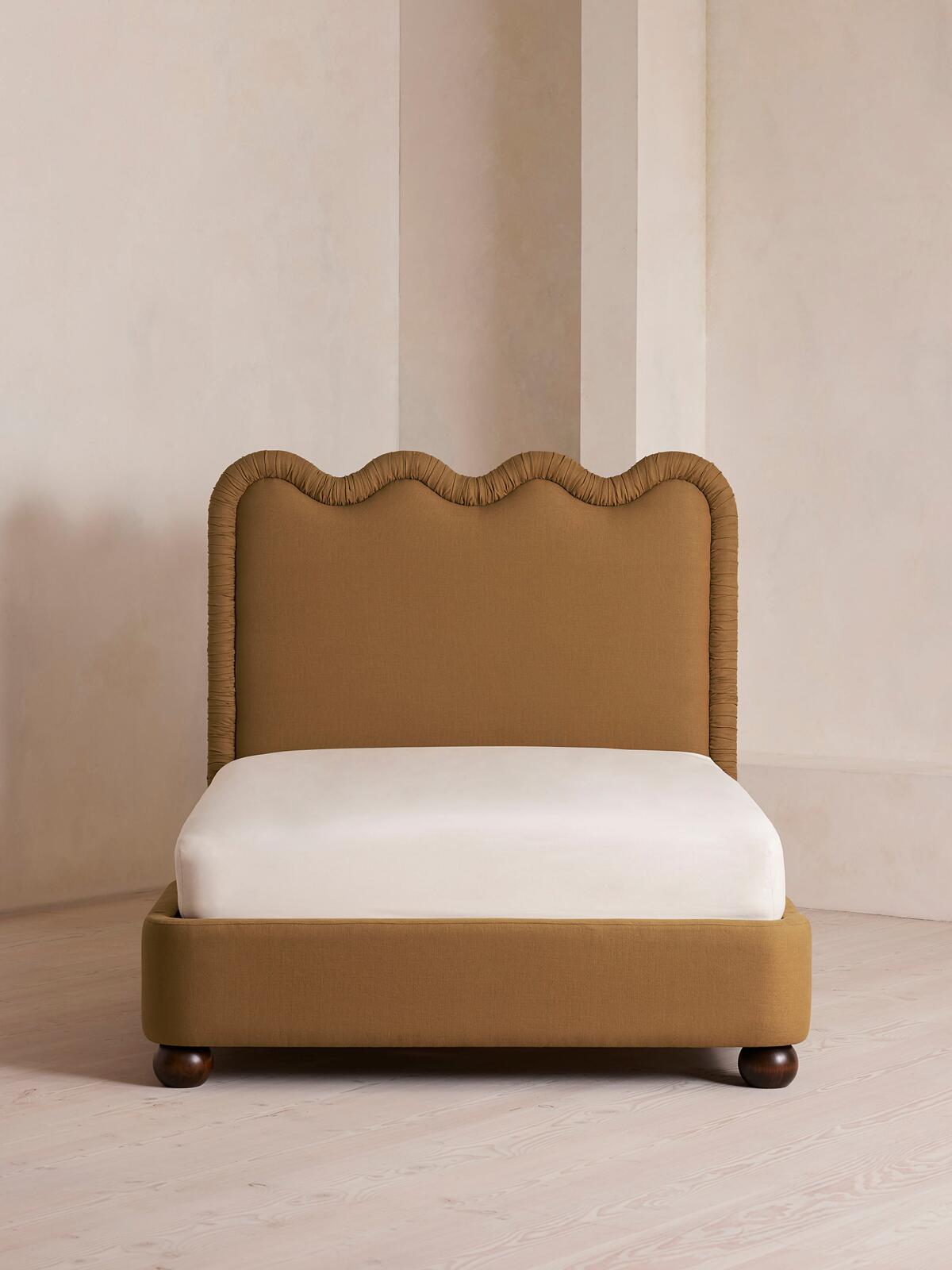 Tristan Bed, Queen, Linen, Ochre, US - Soho Home