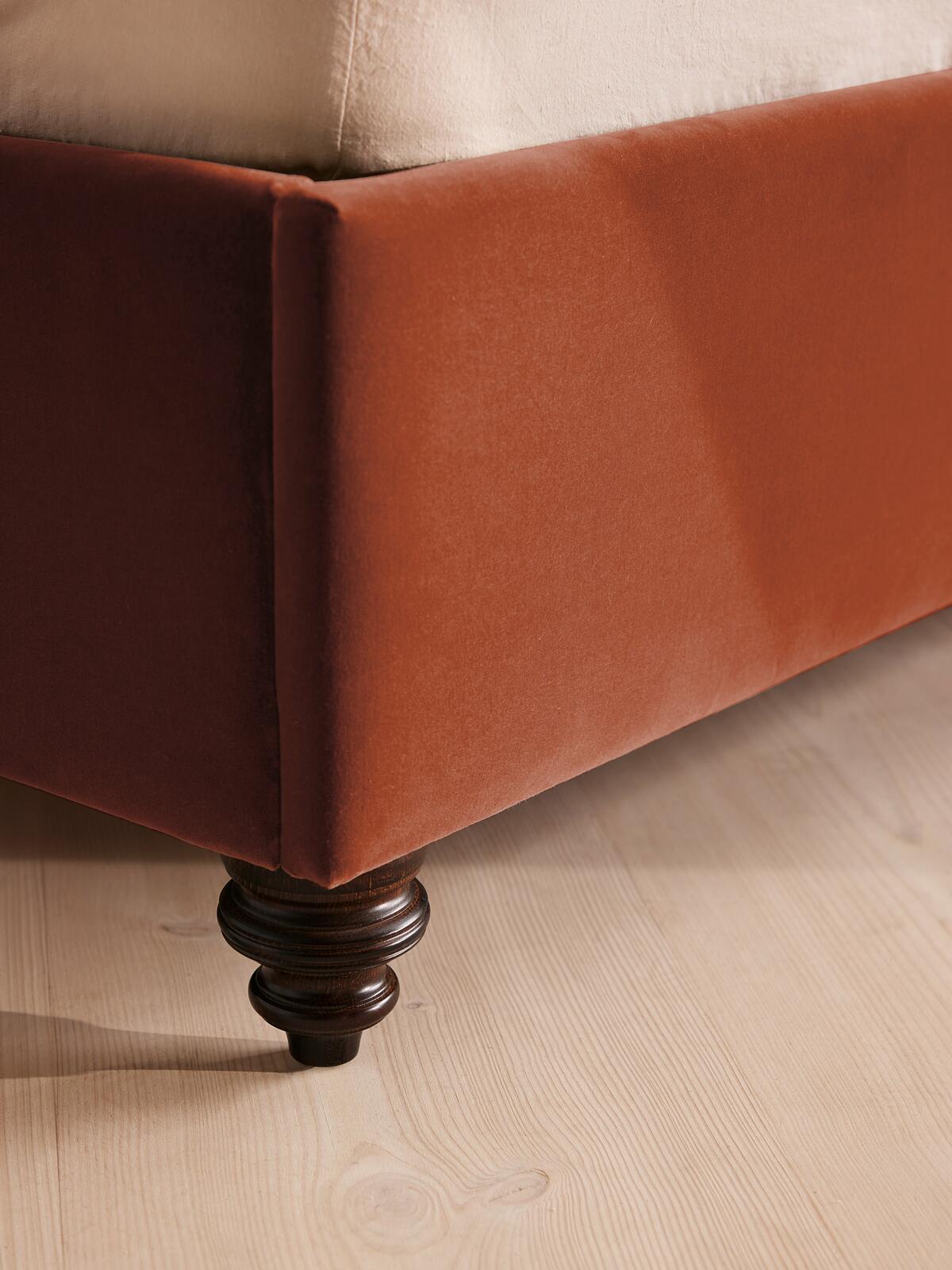 Gerrard Bed, Queen, Velvet, Rust, US - Soho Home
