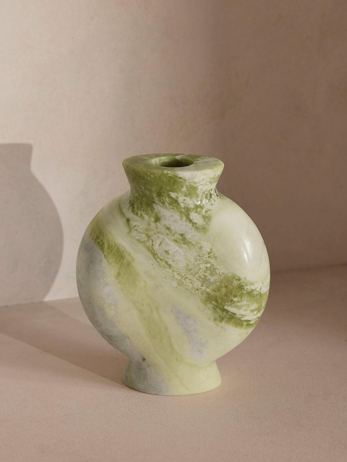 Sesso Vase, Wide, Green - Soho Home