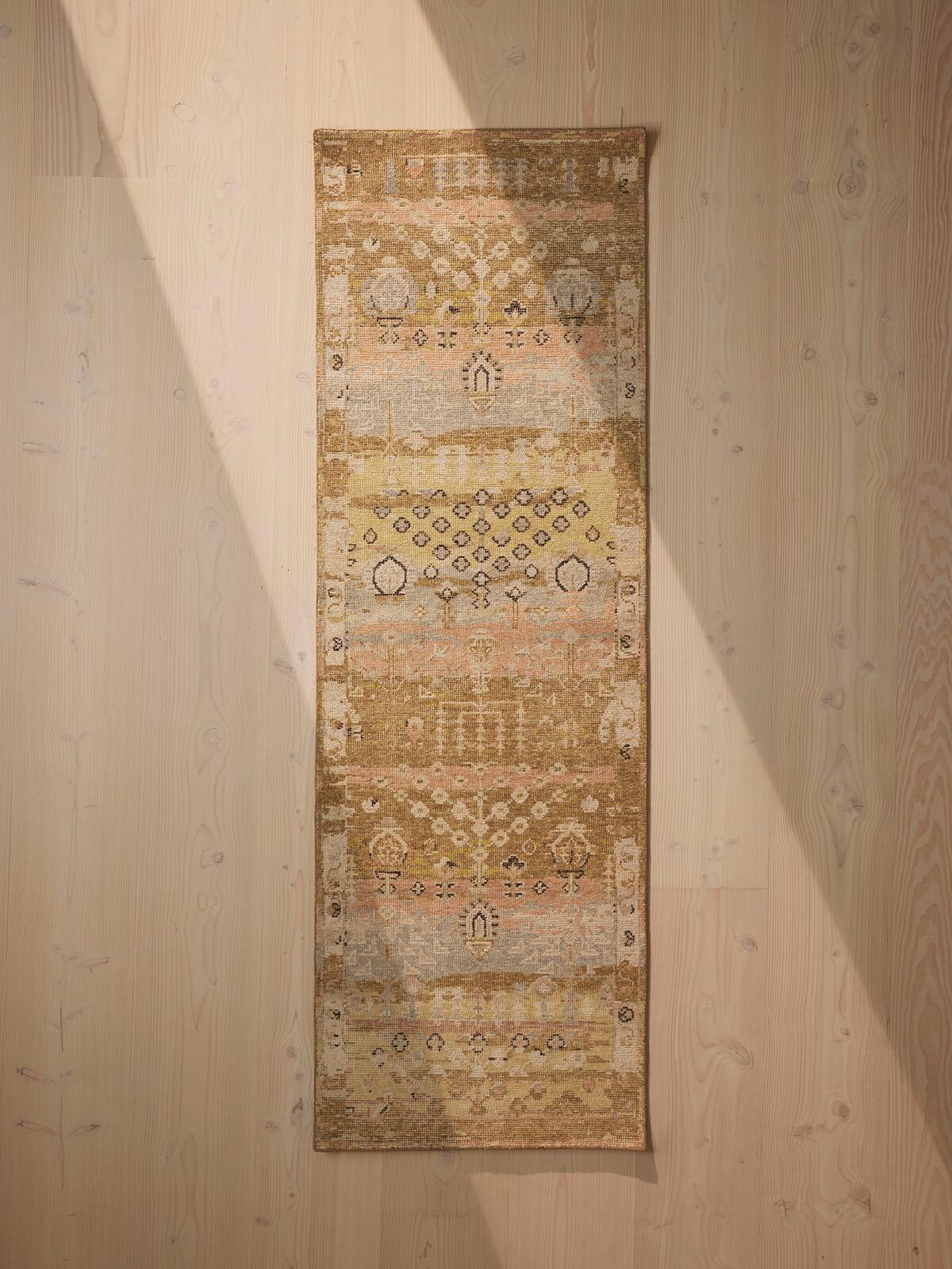 Robert Runner, 75 x 250cm - Soho Home