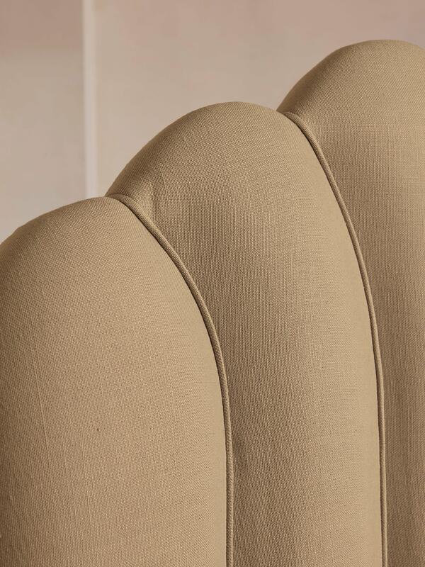 Manette Bed, Full, Linen, Wheat, US - Soho Home