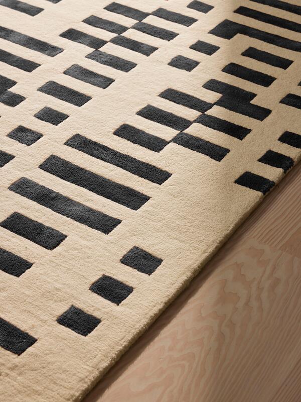 Raya Rug Black, 170 x 240cm - Soho Home