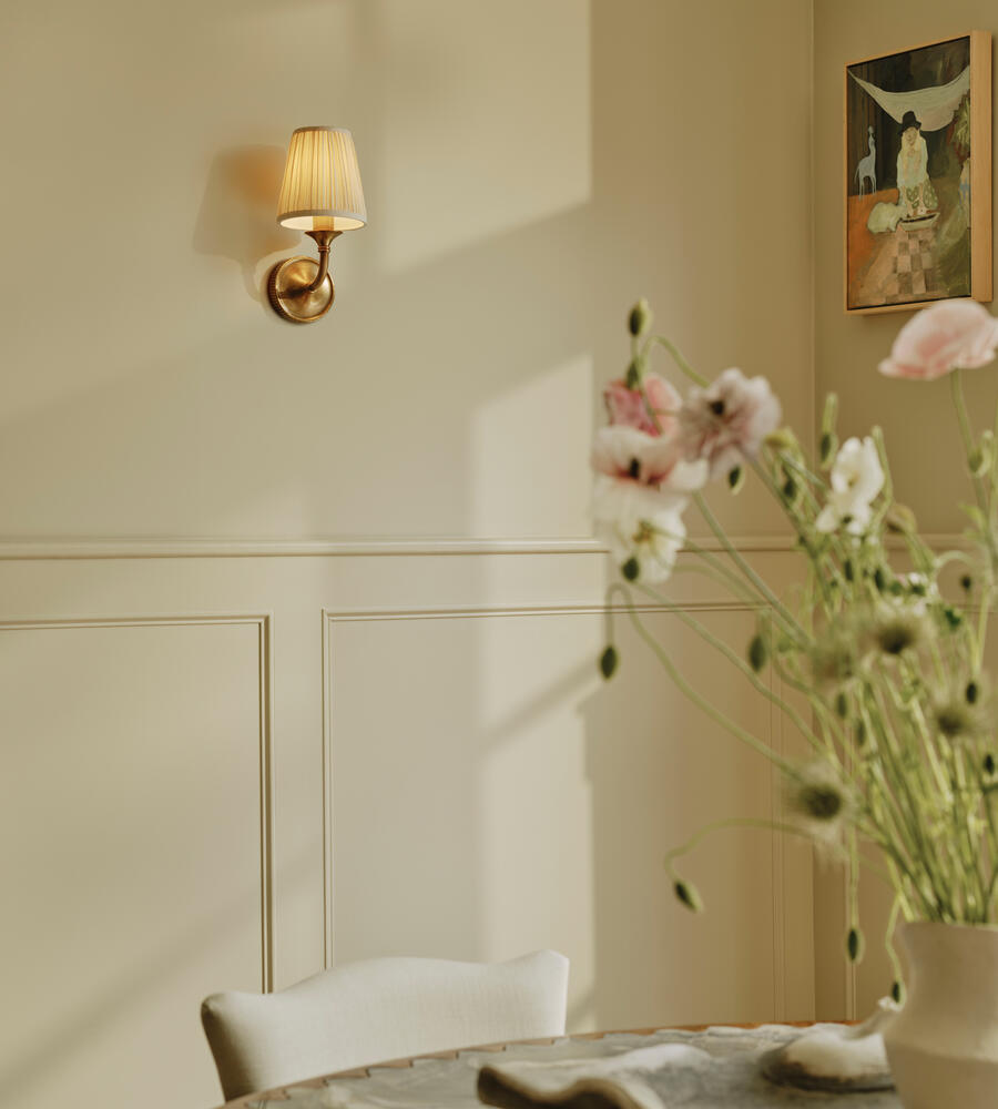 Alexander Wall Light