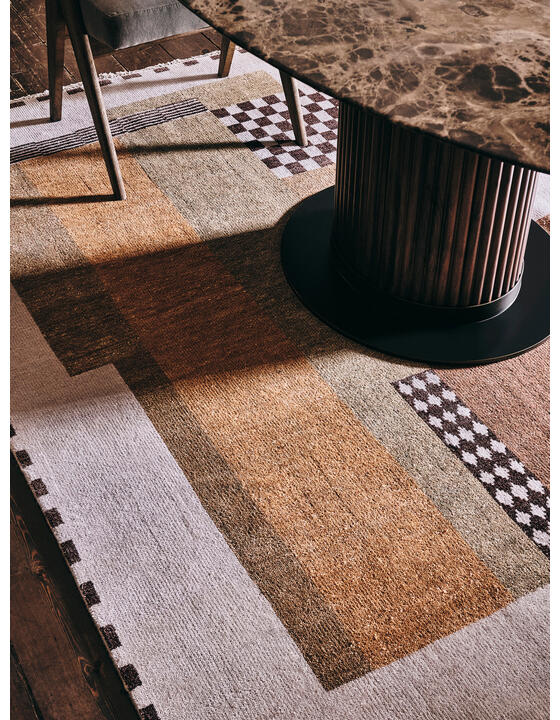 Pont Rug Multi, 300 x 420cm - Soho Home